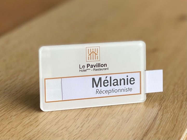 Badges personnalisés logo & texte Badges professionnels | CREOBS – Créobs